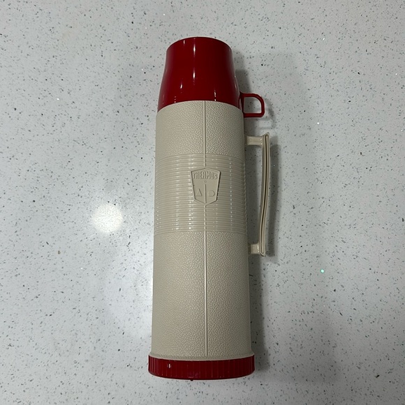Thermos | Kitchen | Vintage Thermos Red And Cream | Poshmark